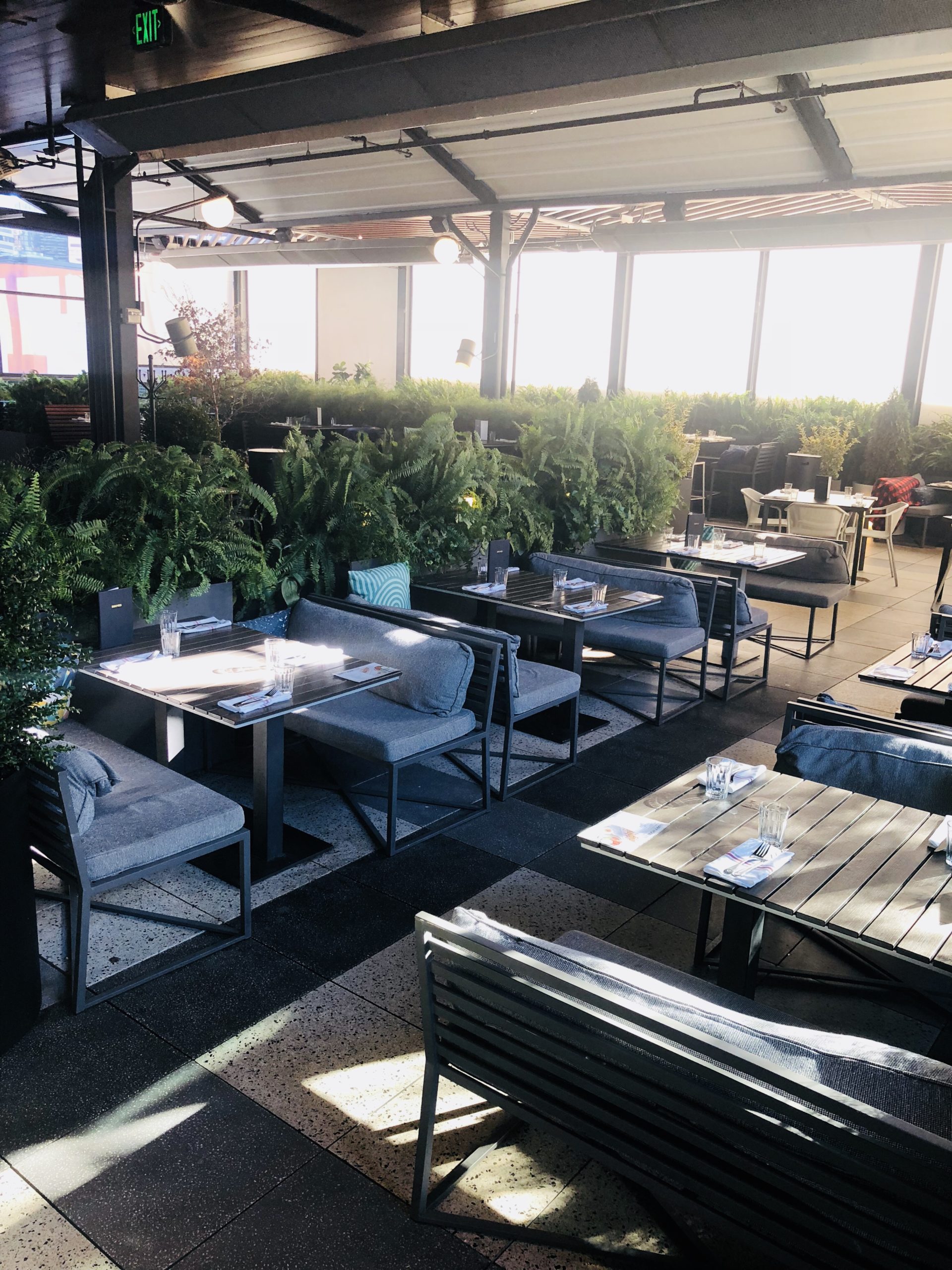 Earls Prudential Restaurant Review (Boston, MA) - The Hungry Mouse